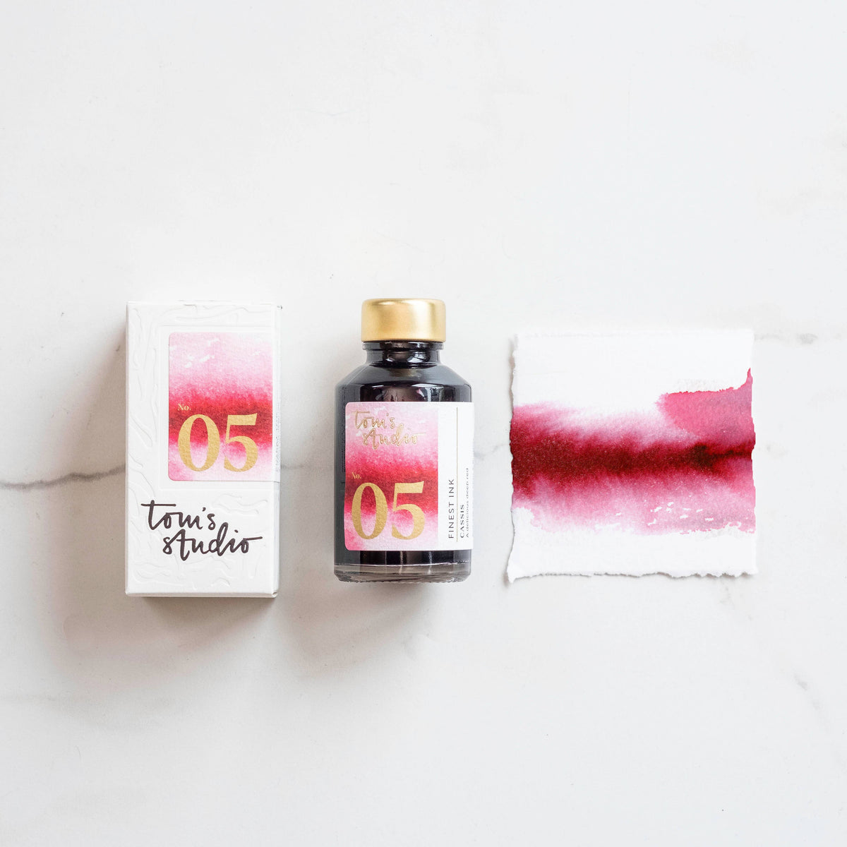 Premium Deep Red Fountain Pen Ink | Tom's Studio | Scrivener's Tools